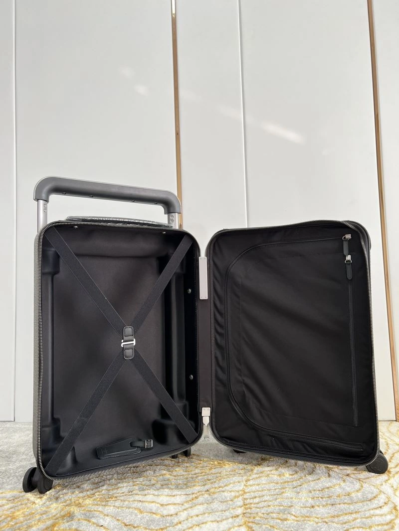 Precise copy Louis Vuitton Suitcase