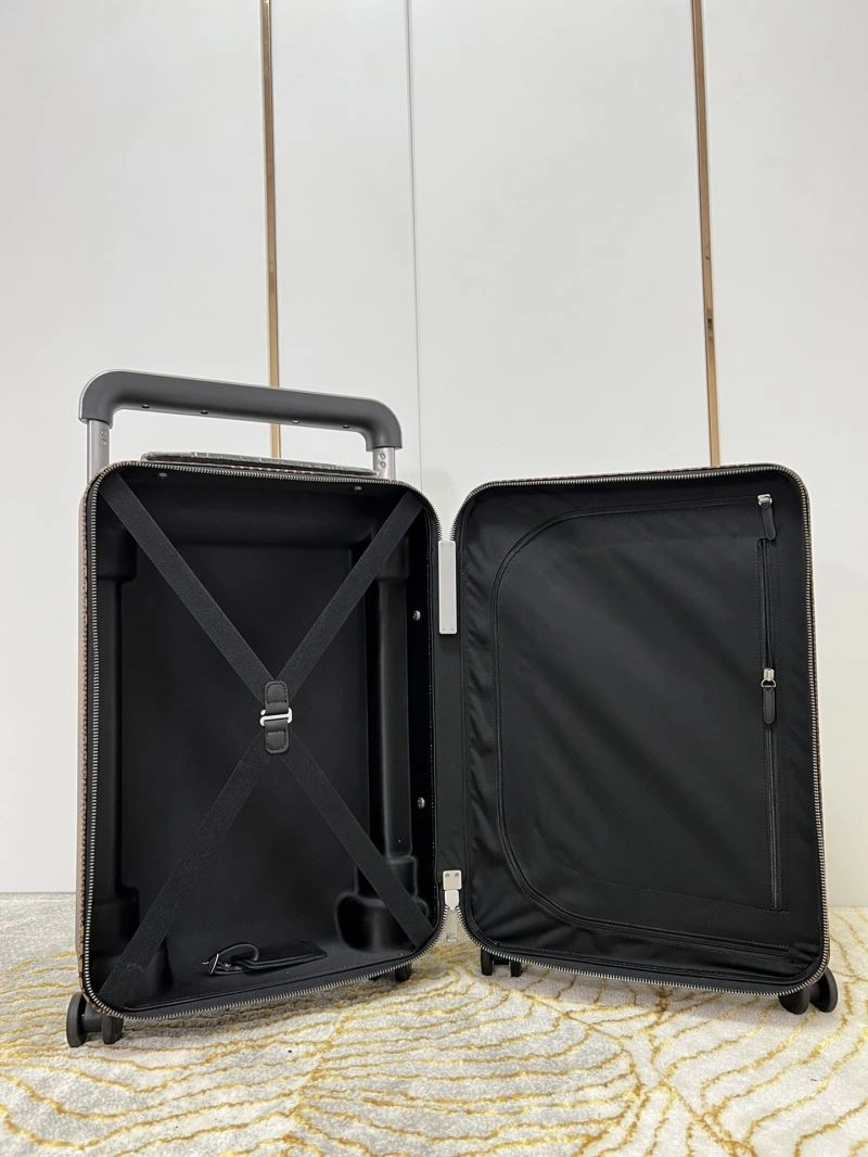 Low-cost Louis Vuitton Suitcase