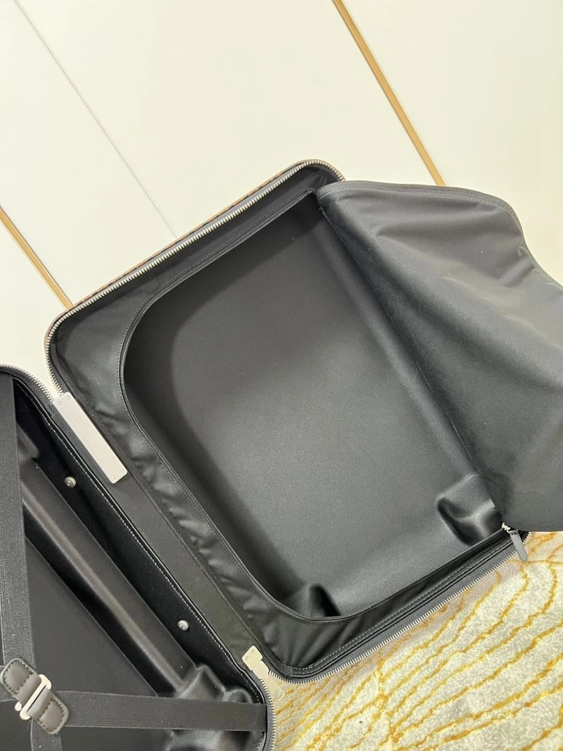 Low-cost Louis Vuitton Suitcase