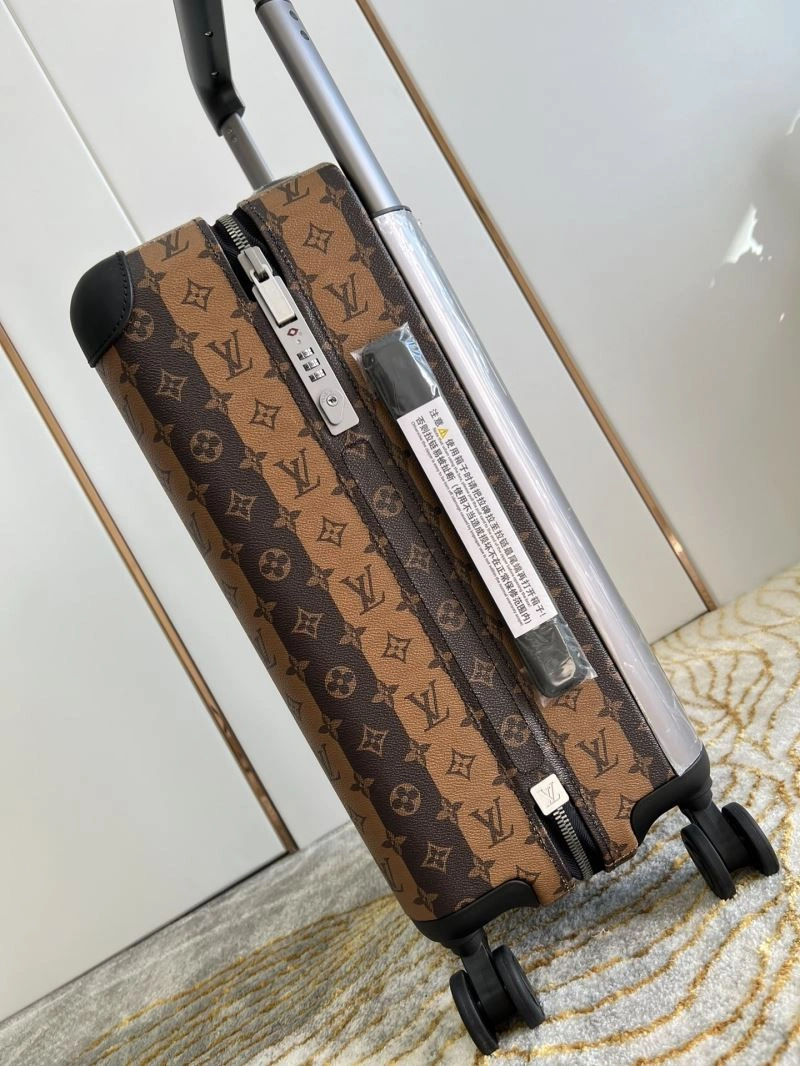 High fidelity Louis Vuitton Suitcase