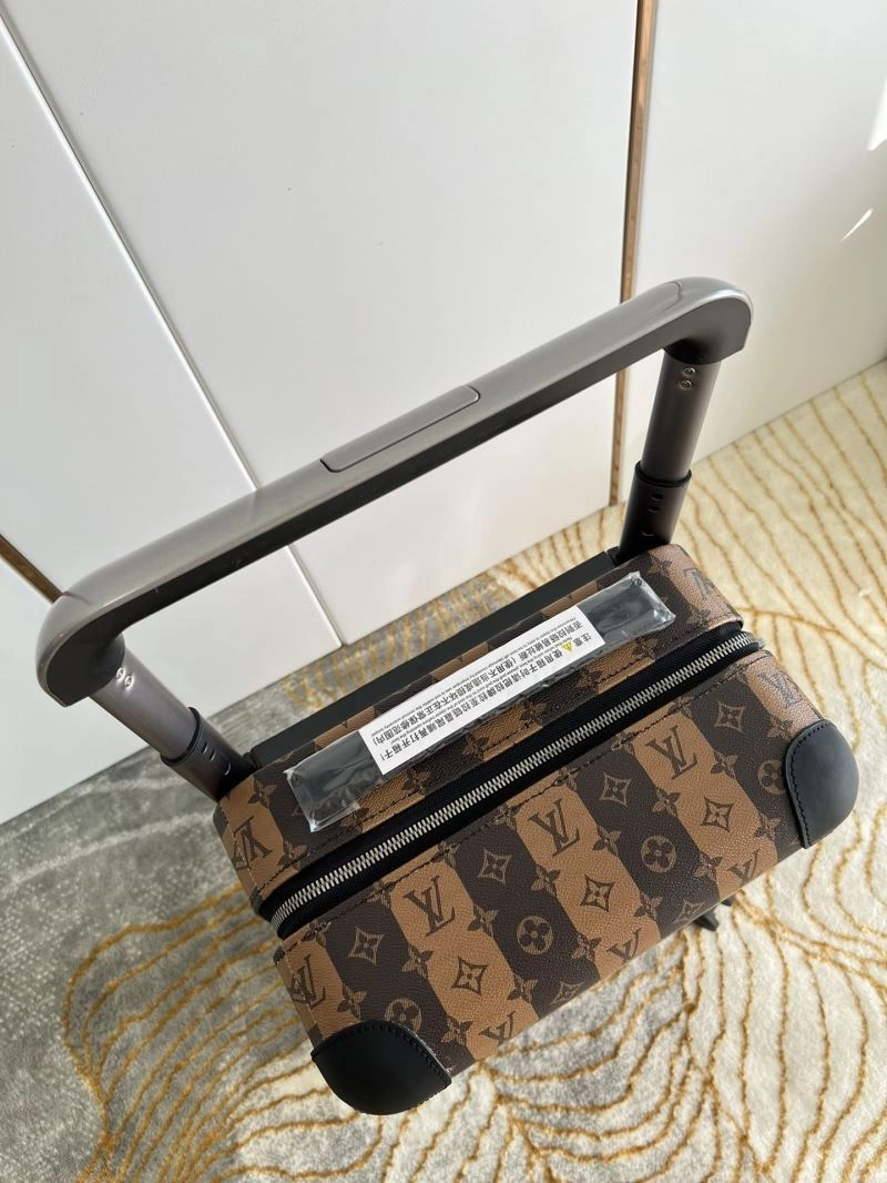 High fidelity Louis Vuitton Suitcase