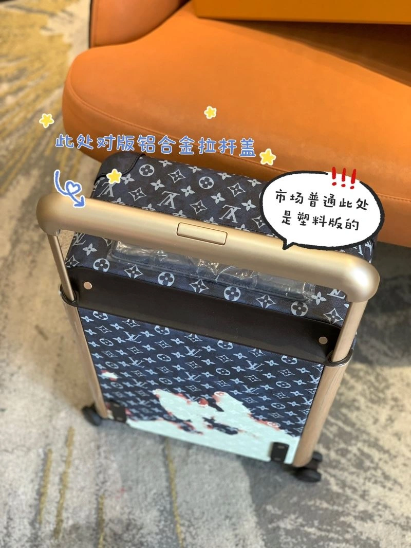 Mirror quality Louis Vuitton Suitcase