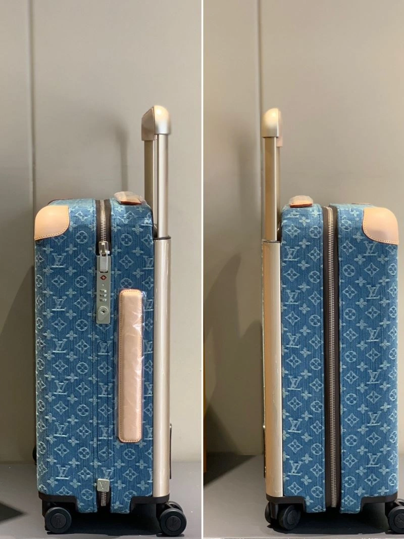 High fidelity Louis Vuitton Suitcase
