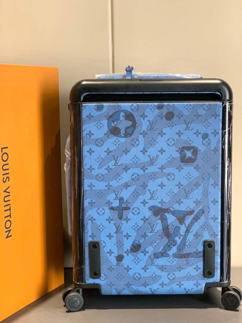 Top match Louis Vuitton Suitcase