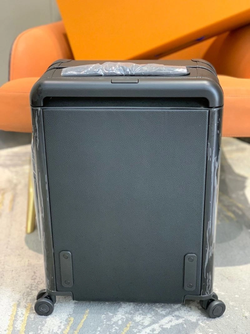 High fidelity Louis Vuitton Suitcase