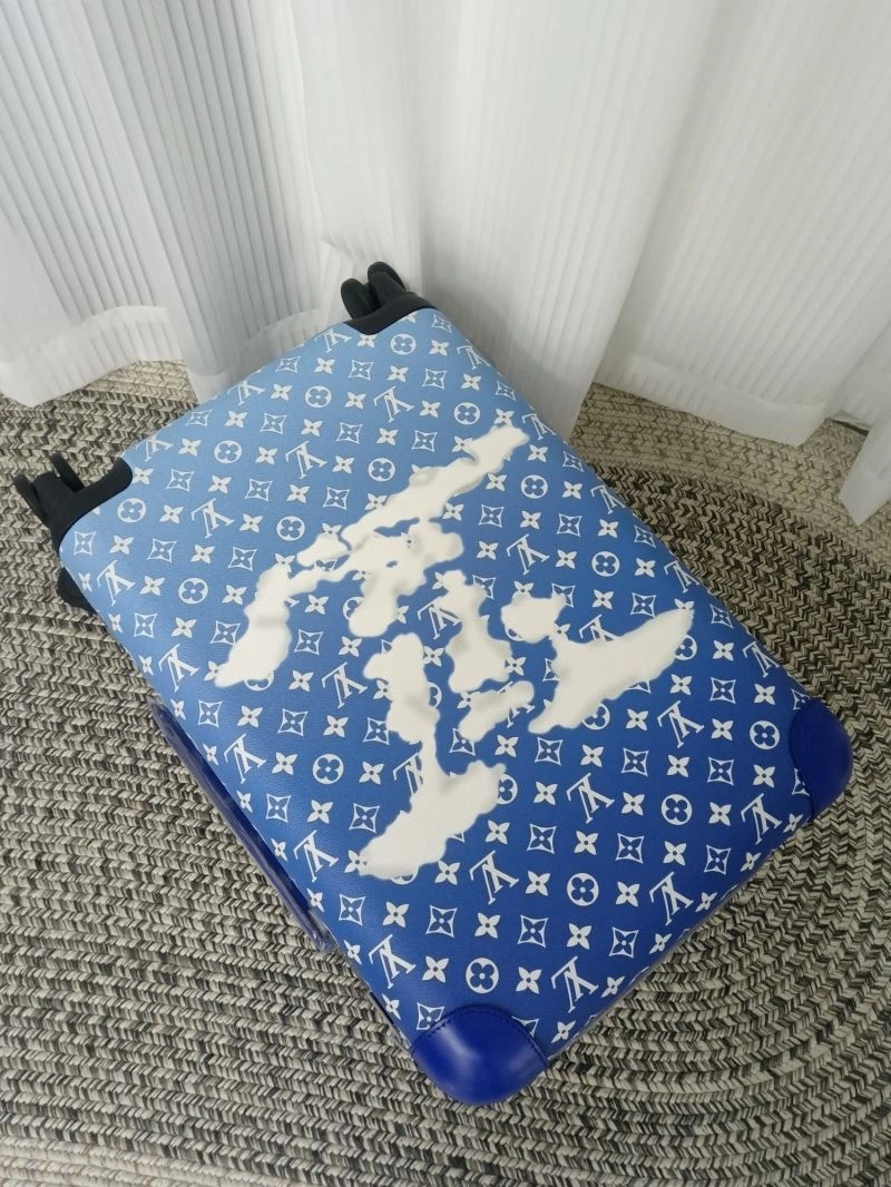 Top mirror Louis Vuitton Suitcase