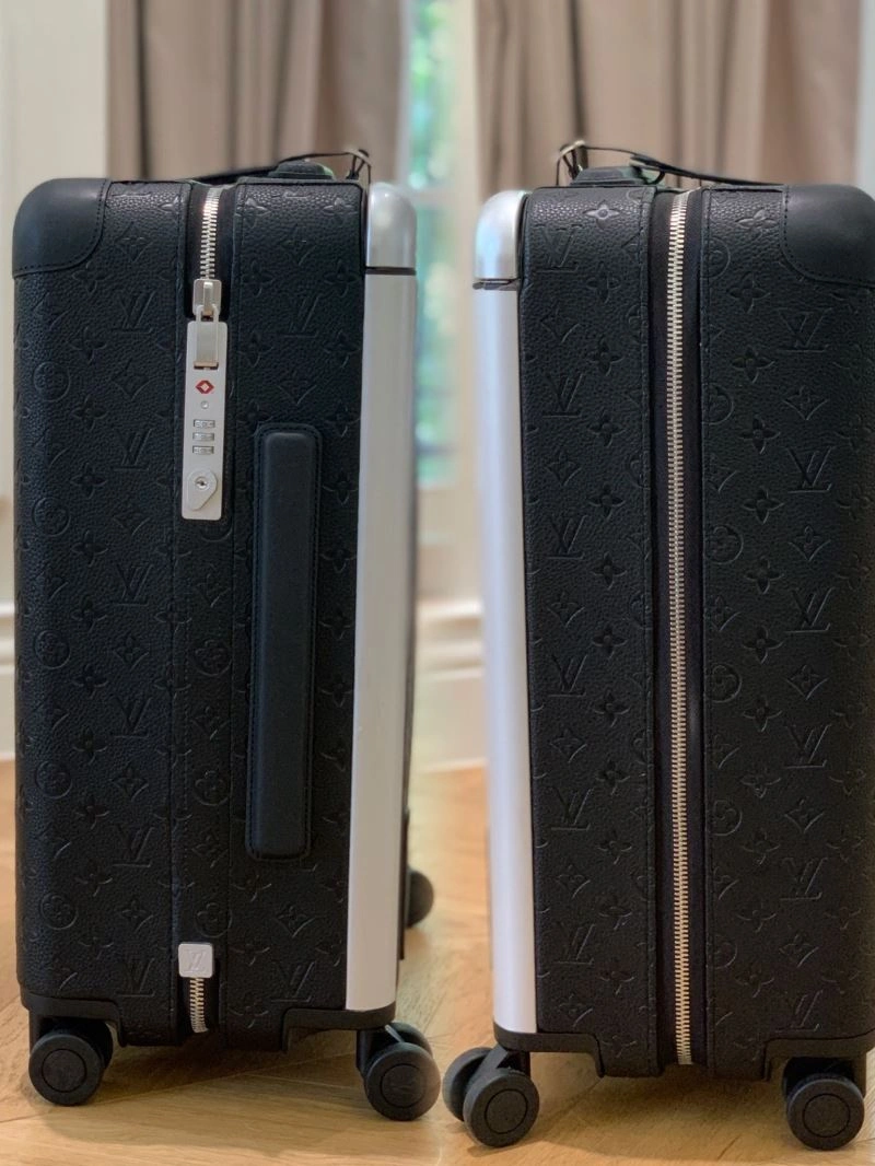 Top mirror Louis Vuitton Suitcase