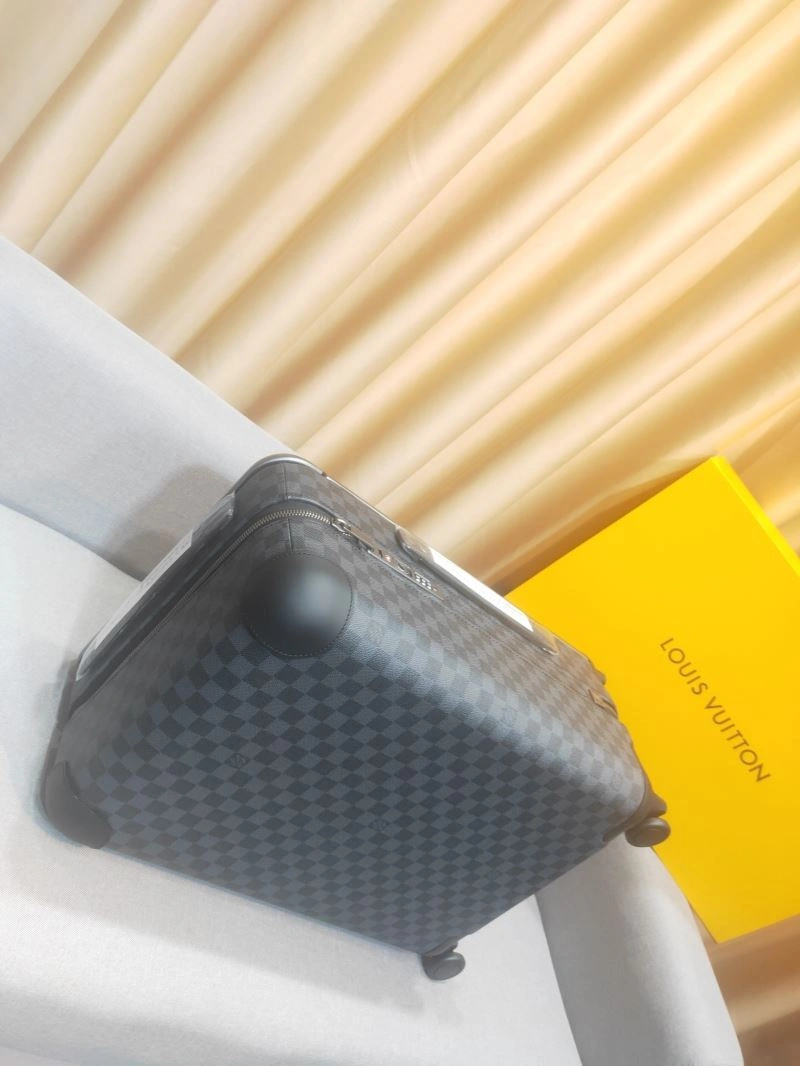 Accurate model Louis Vuitton Suitcase