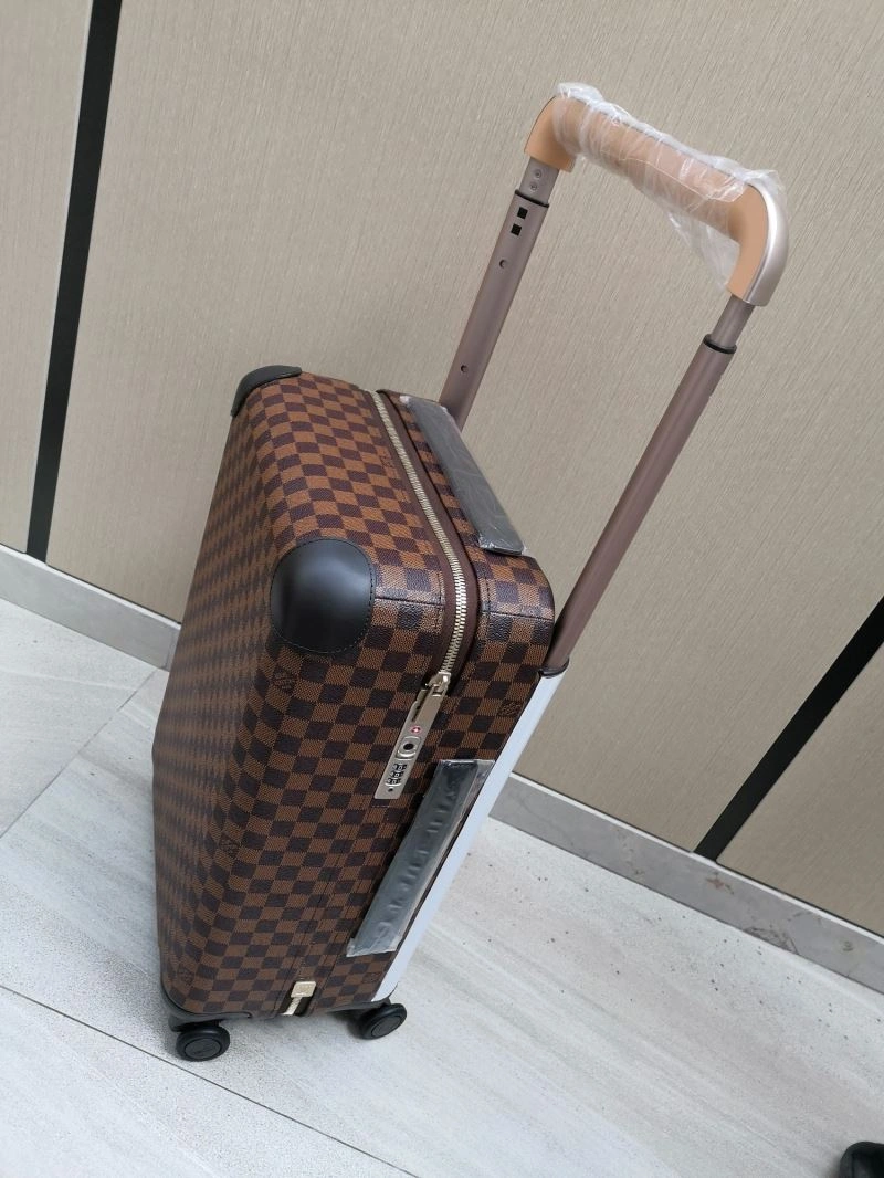 Accurate model Louis Vuitton Suitcase