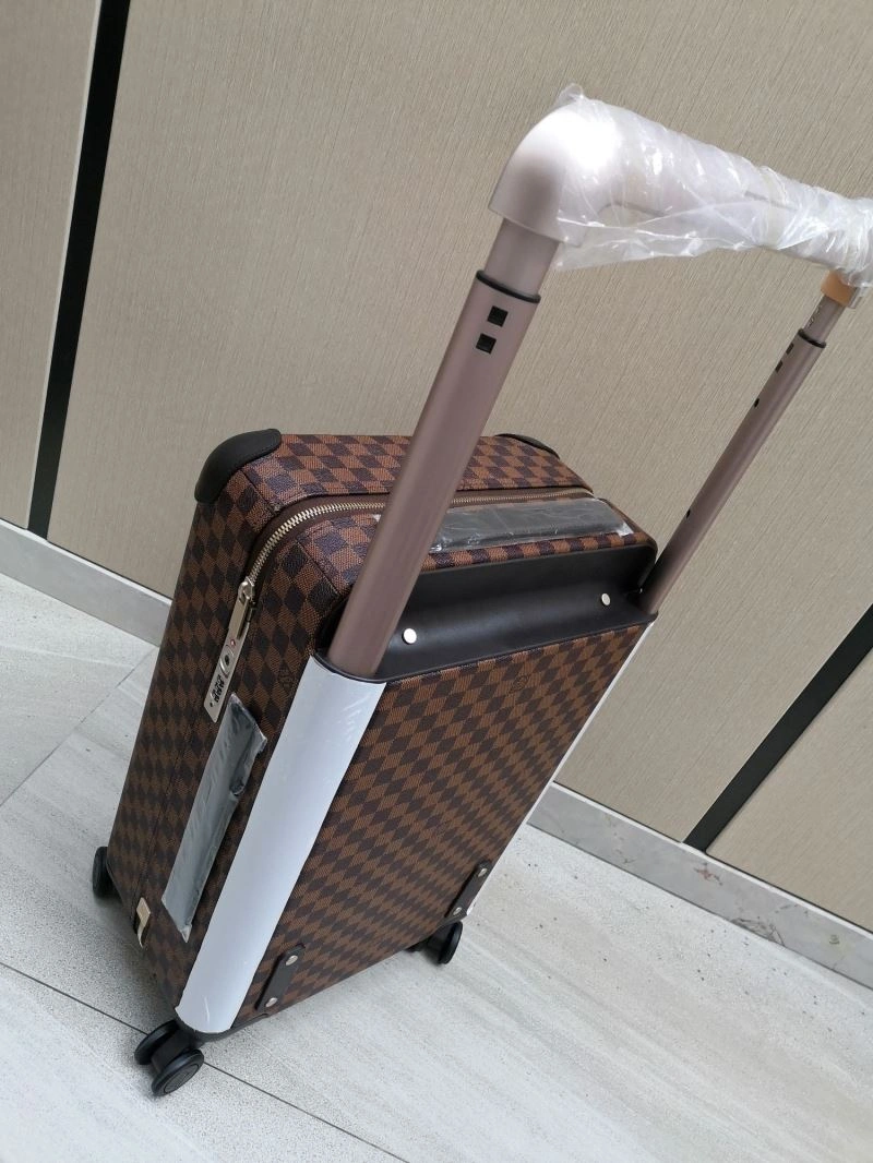 Accurate model Louis Vuitton Suitcase