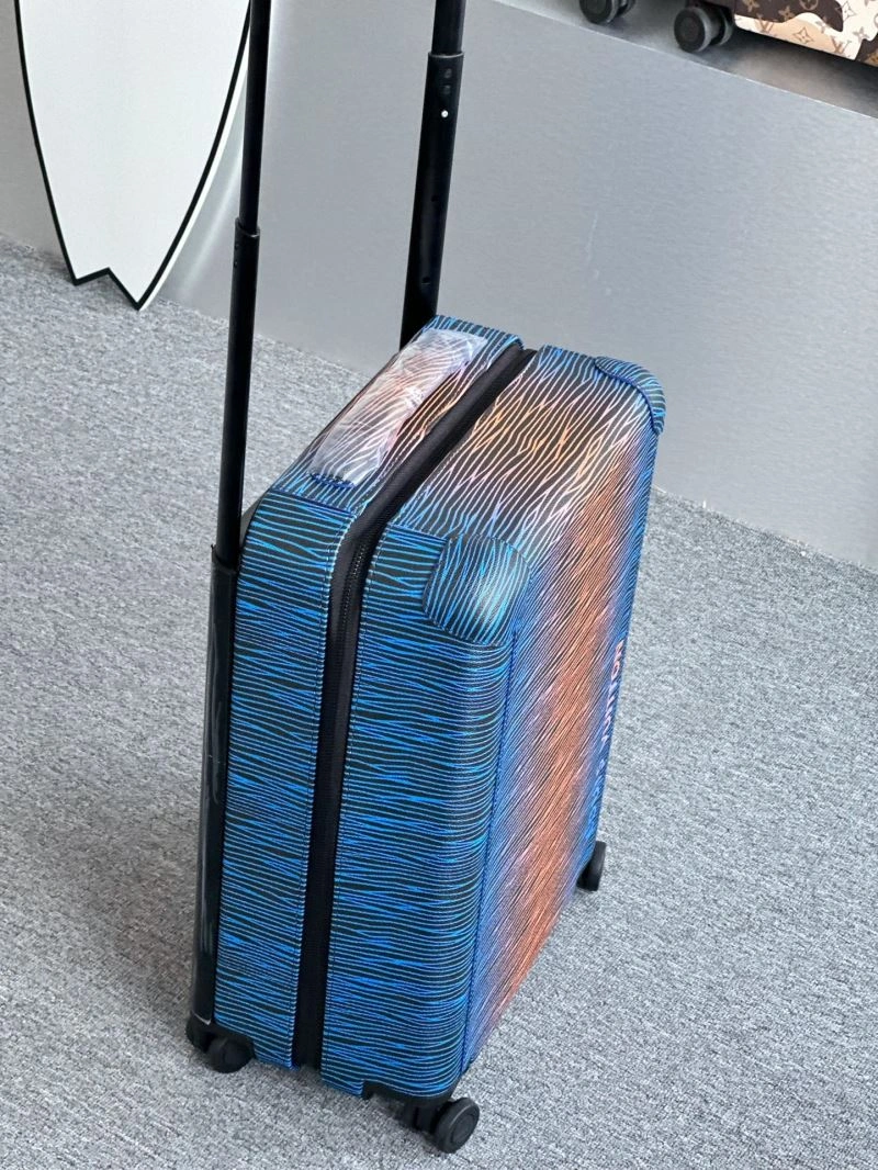 Legit Louis Vuitton Suitcase