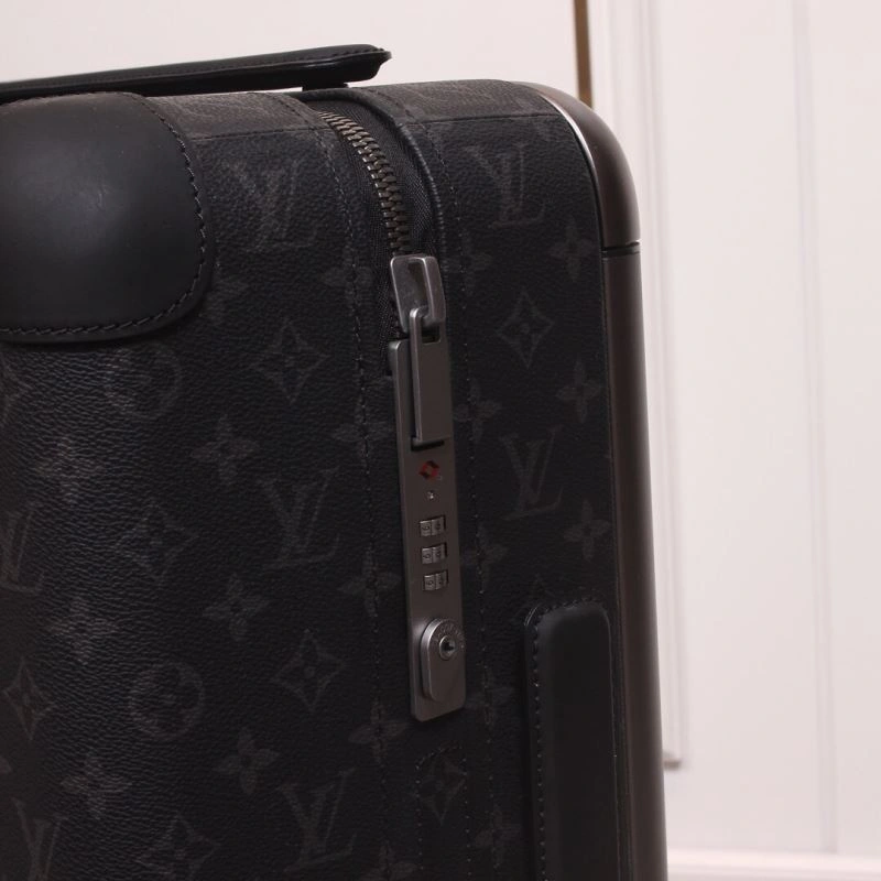 High accuracy Louis Vuitton Suitcase