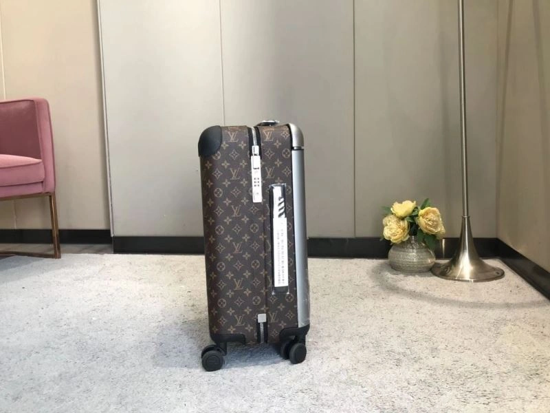 Bargain Louis Vuitton Suitcase