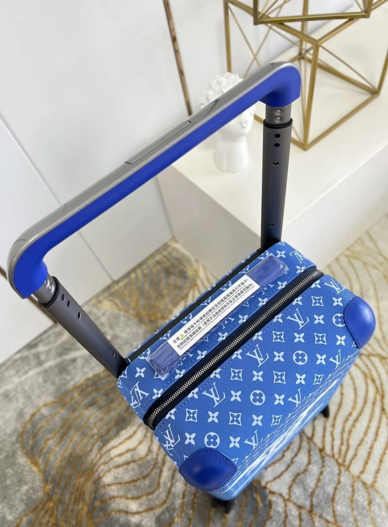 Top match Louis Vuitton Suitcase