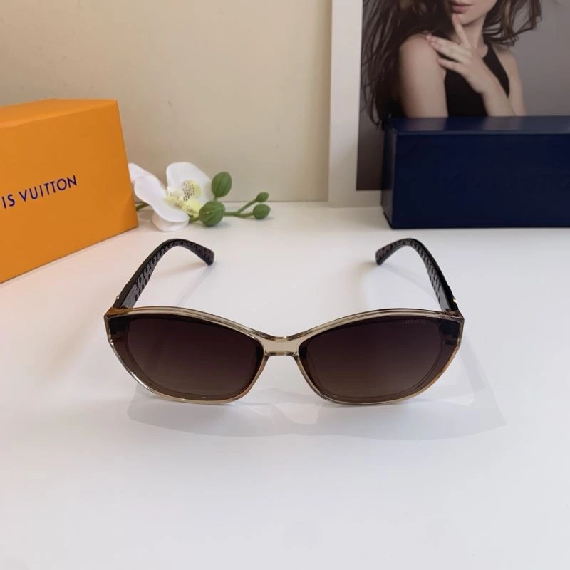 Accurate model Louis Vuitton Sunglasses