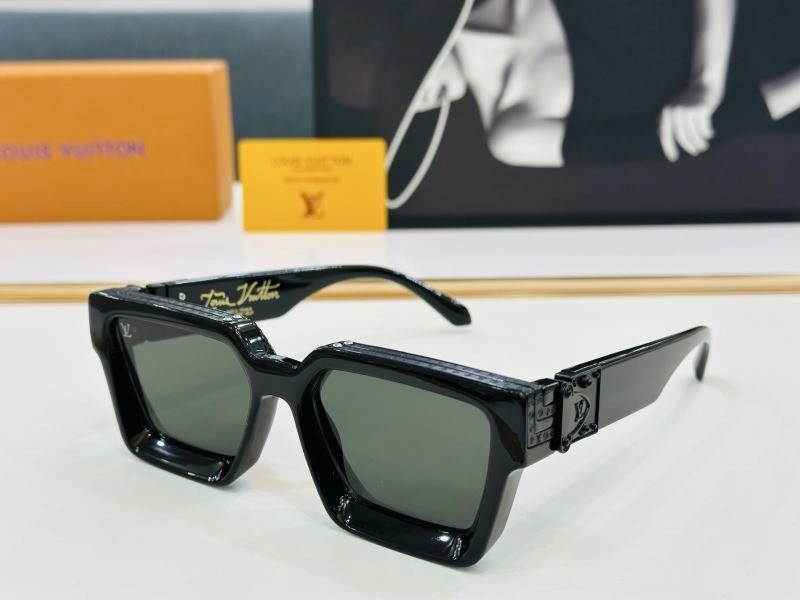 Precise copy Louis Vuitton Sunglasses