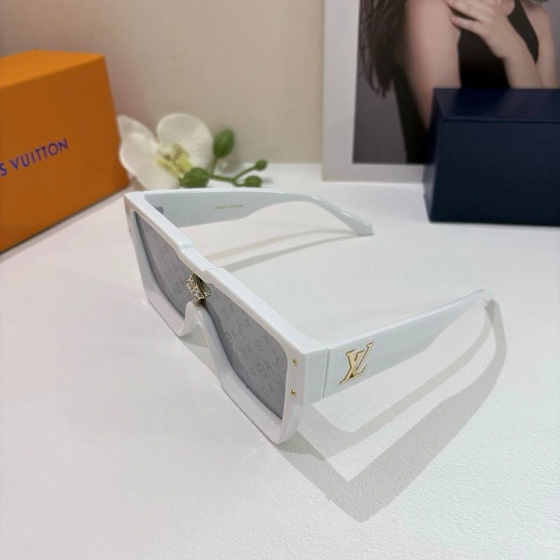 Indistinguishable Louis Vuitton Sunglasses