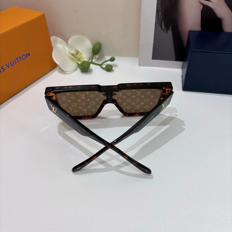 Reasonably priced Louis Vuitton Sunglasses