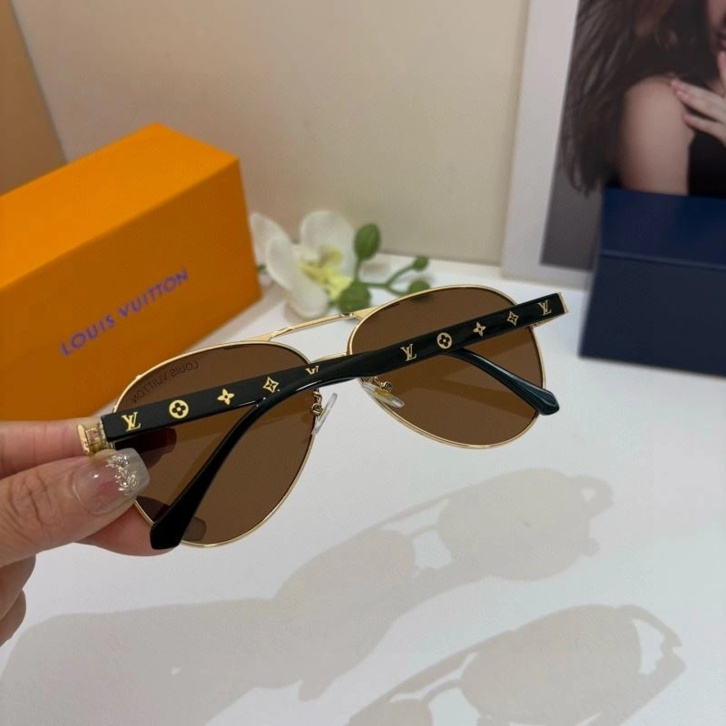 Top mirror Louis Vuitton Sunglasses