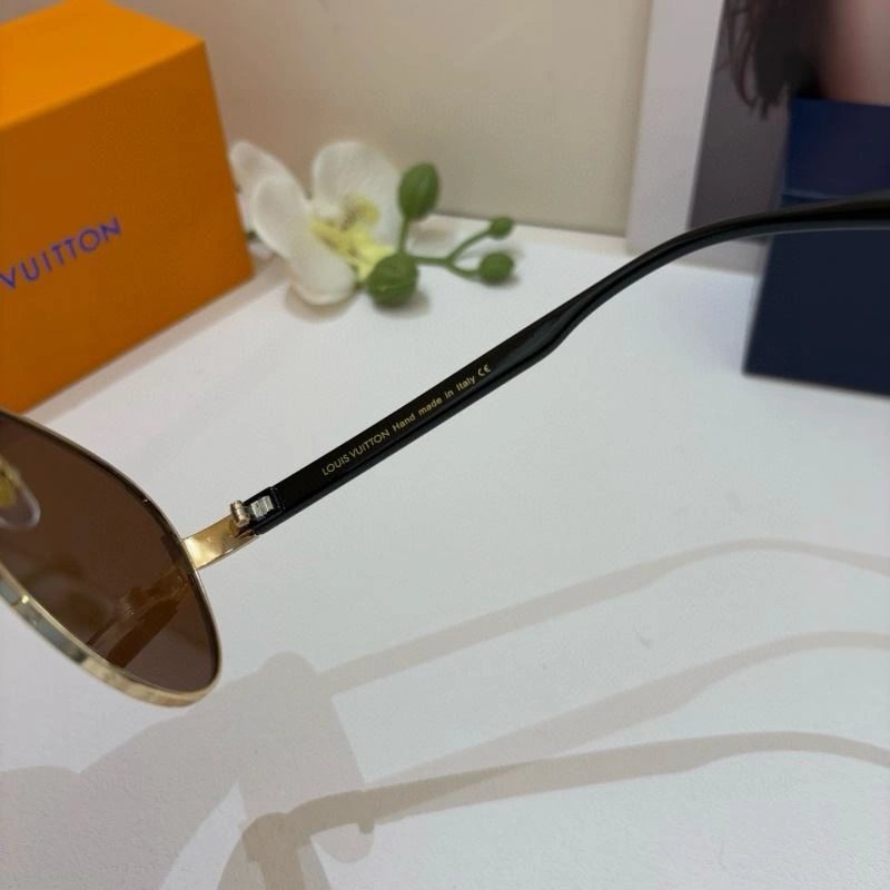 Top mirror Louis Vuitton Sunglasses
