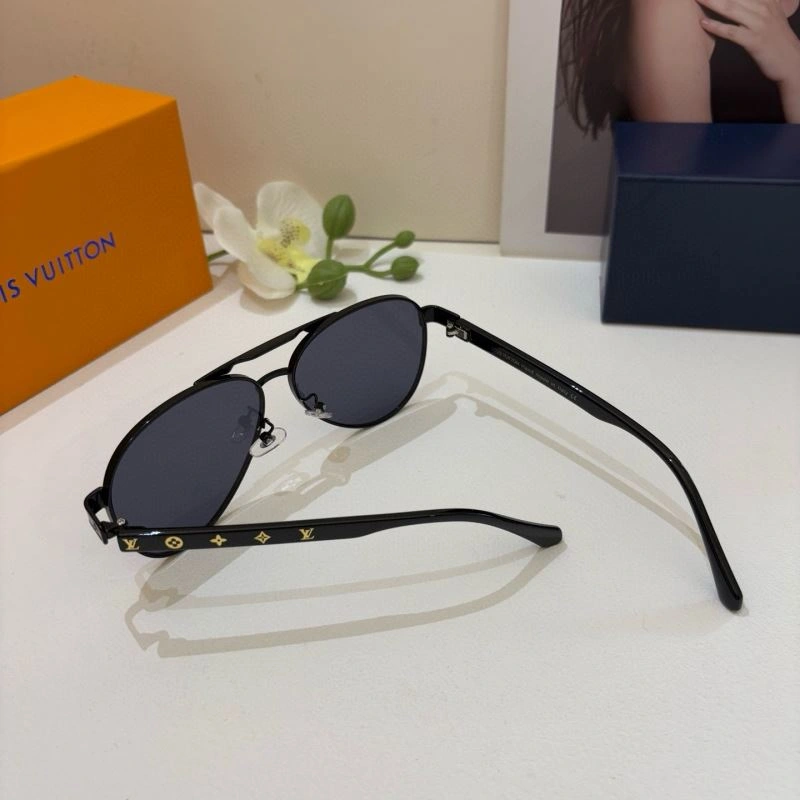 Top mirror Louis Vuitton Sunglasses