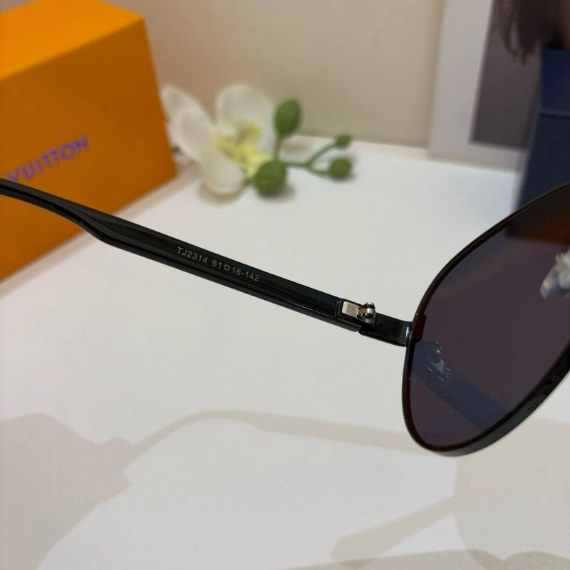 Top mirror Louis Vuitton Sunglasses