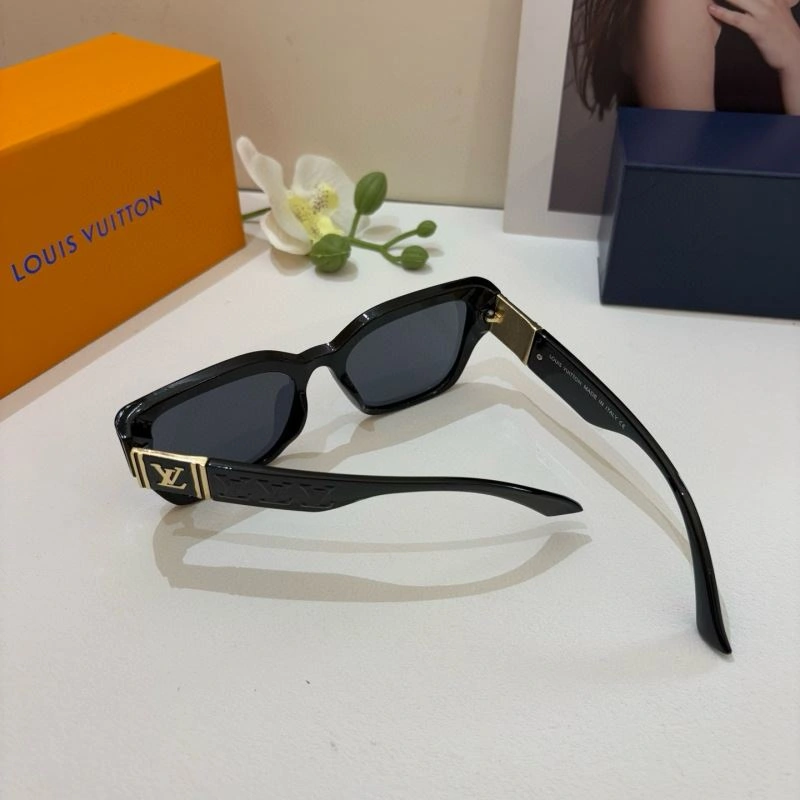 Factory-made Louis Vuitton Sunglasses