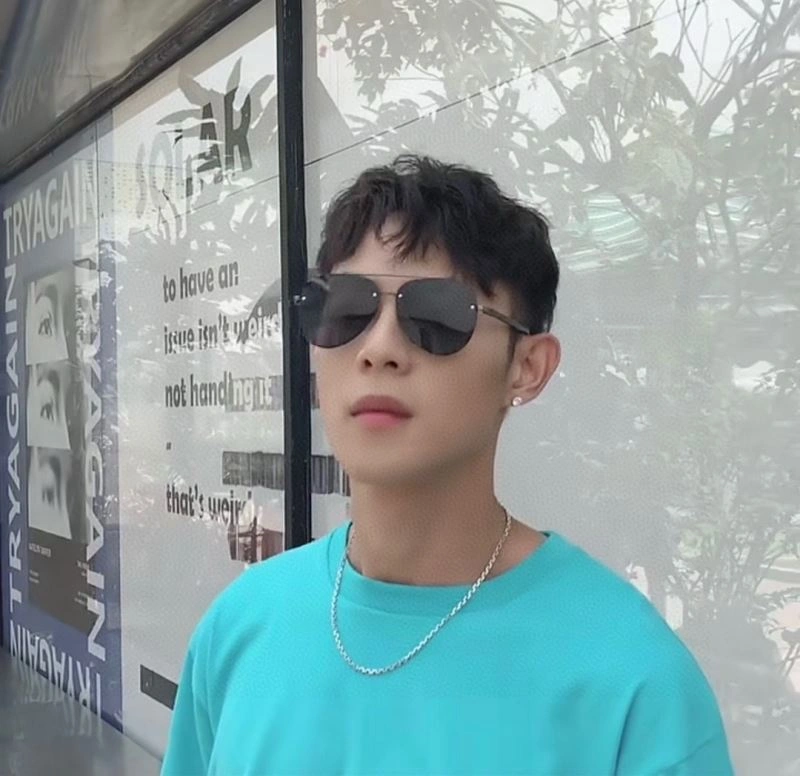 Louis Vuitton Sunglasses