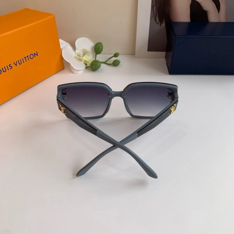 Mirror quality Louis Vuitton Sunglasses
