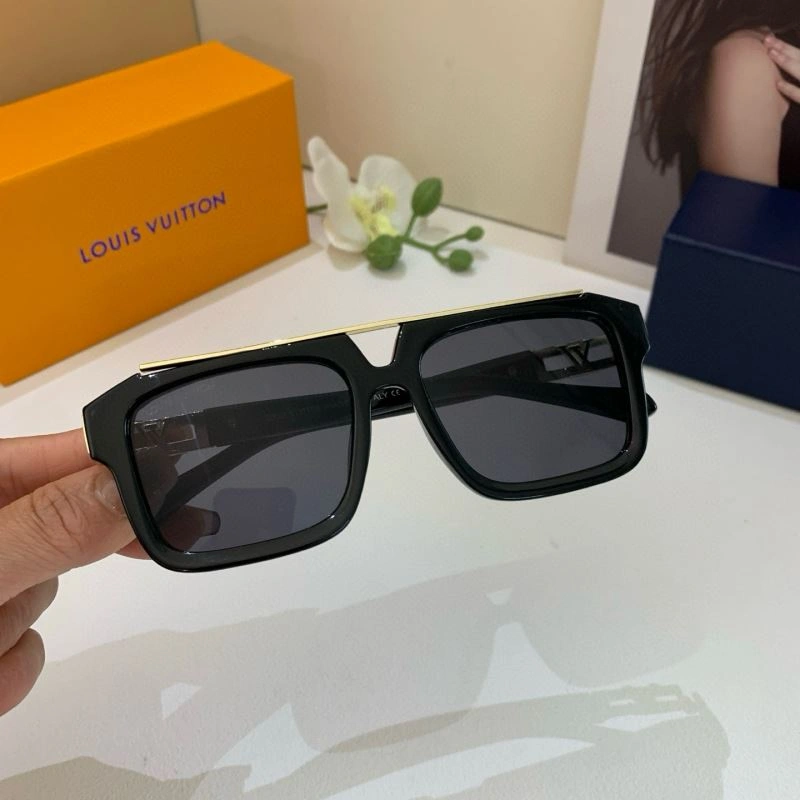 Precise copy Louis Vuitton Sunglasses