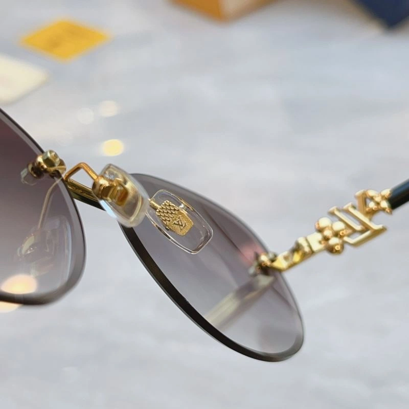 Reasonably priced Louis Vuitton Sunglasses