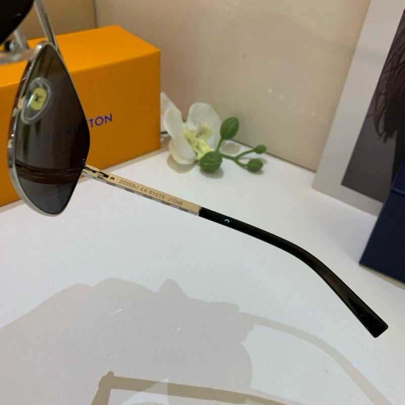 Top match Louis Vuitton Sunglasses