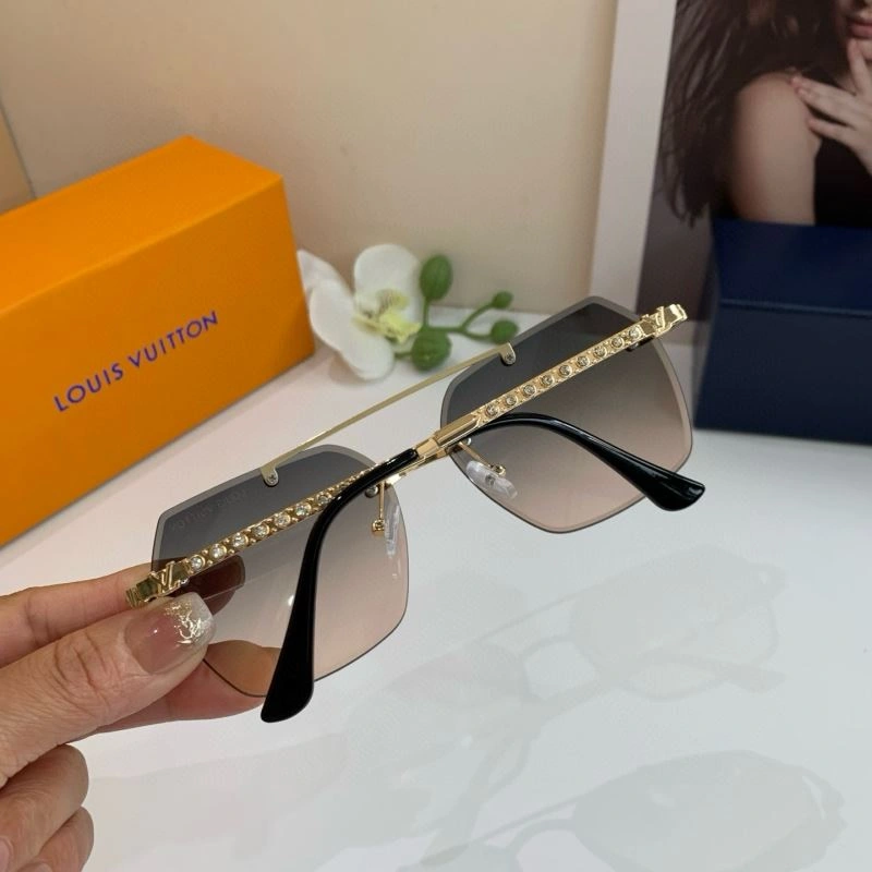 Precise copy Louis Vuitton Sunglasses