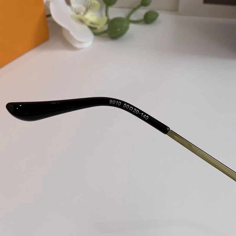 Perfect replica Louis Vuitton Sunglasses