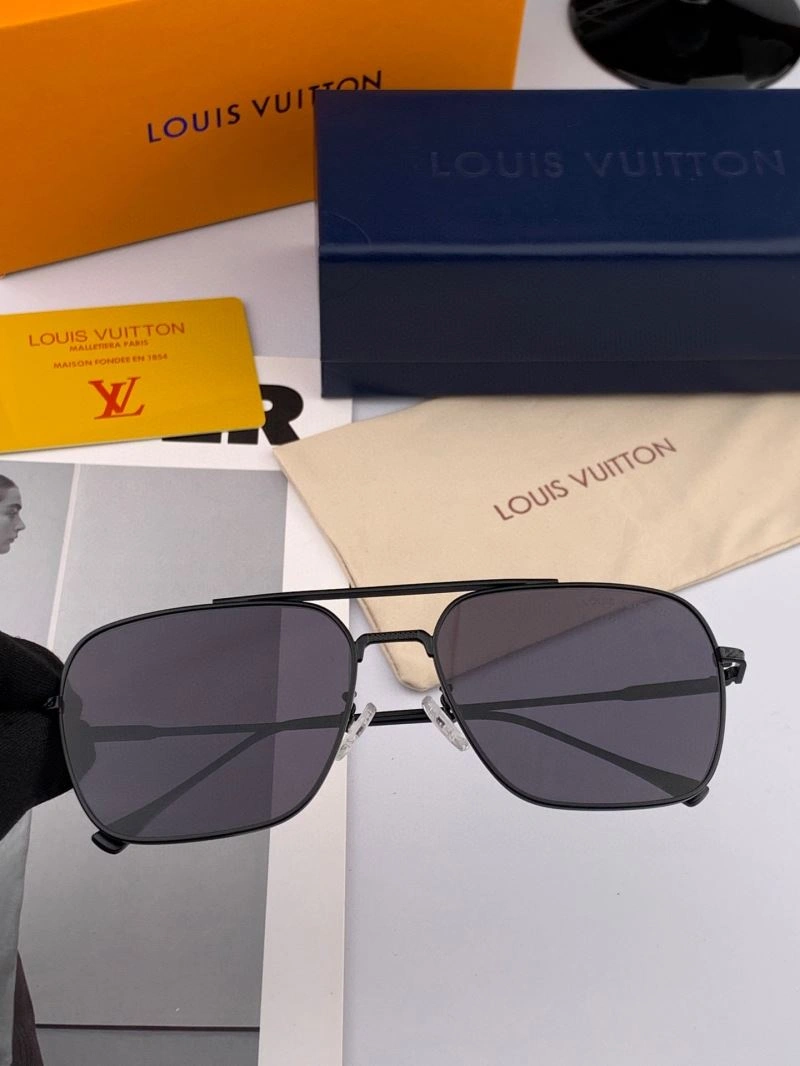 Exact replica Louis Vuitton Sunglasses