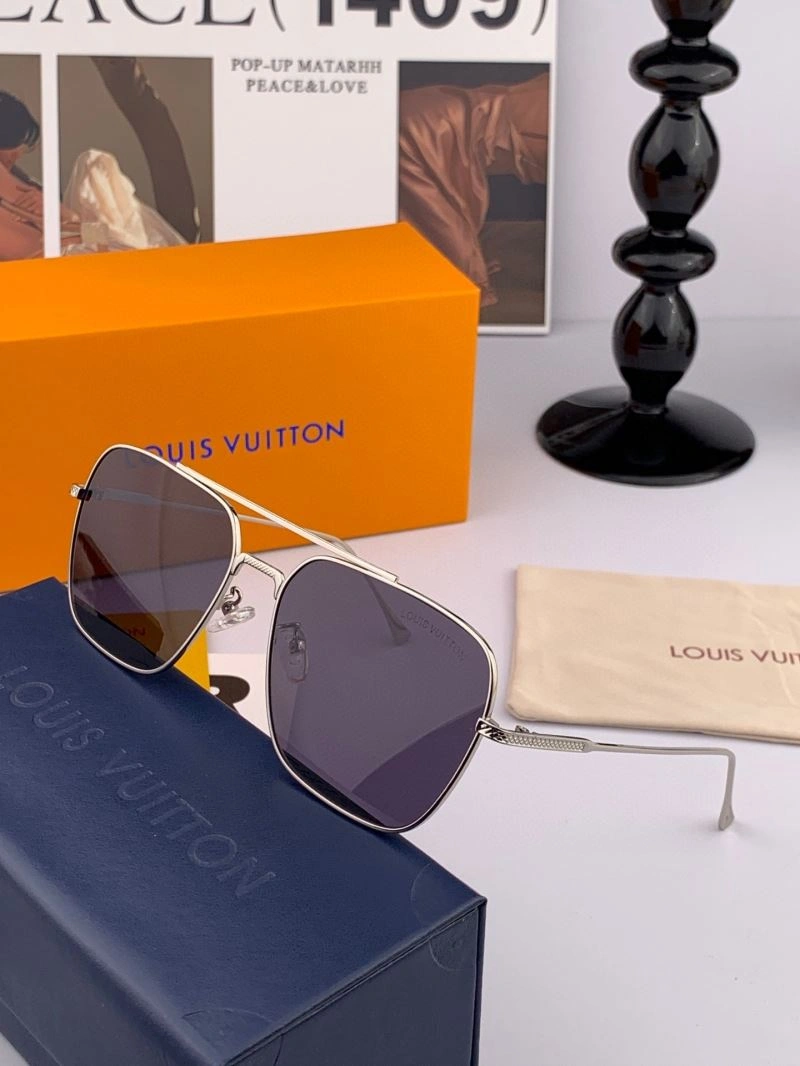 Exact replica Louis Vuitton Sunglasses