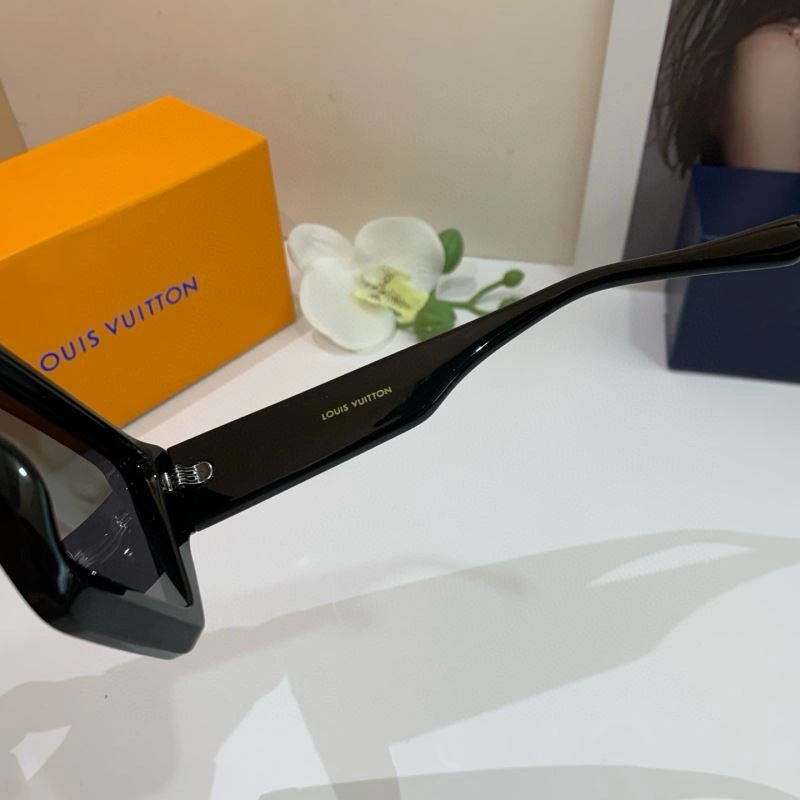 Brand-authenticated Louis Vuitton Sunglasses