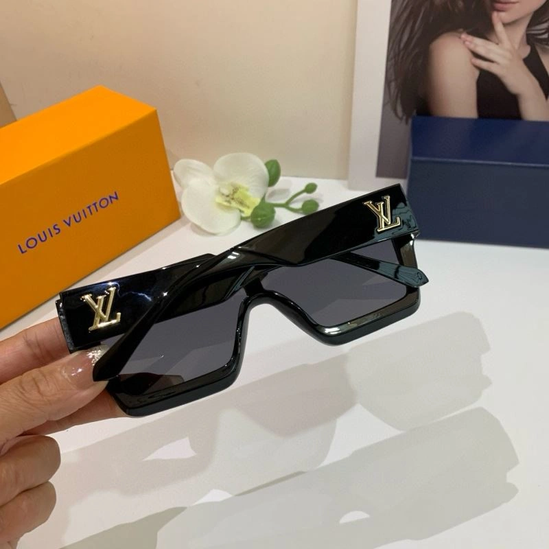 Brand-authenticated Louis Vuitton Sunglasses