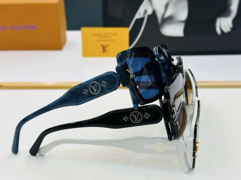 Brand-authenticated Louis Vuitton Sunglasses