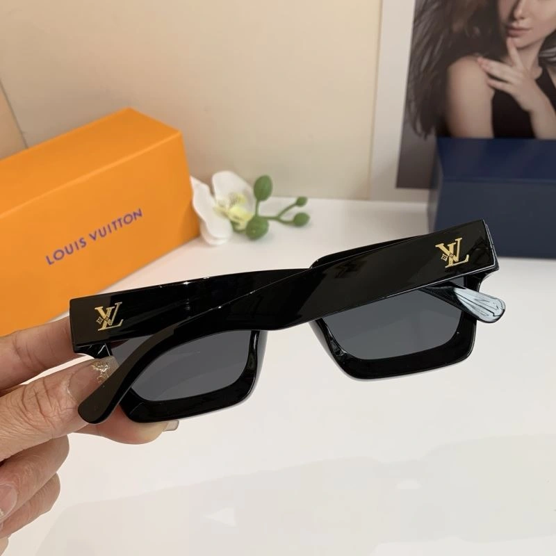 Precise copy Louis Vuitton Sunglasses