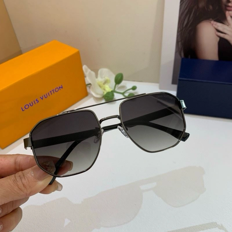 Low-cost Louis Vuitton Sunglasses