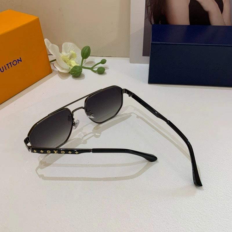 Low-cost Louis Vuitton Sunglasses