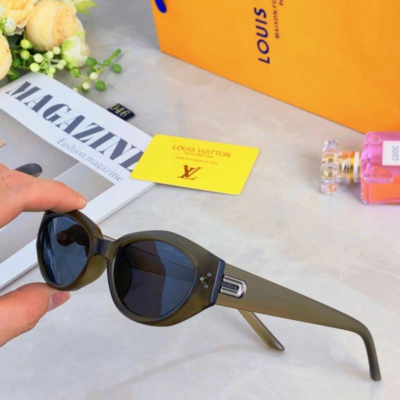Low-cost Louis Vuitton Sunglasses