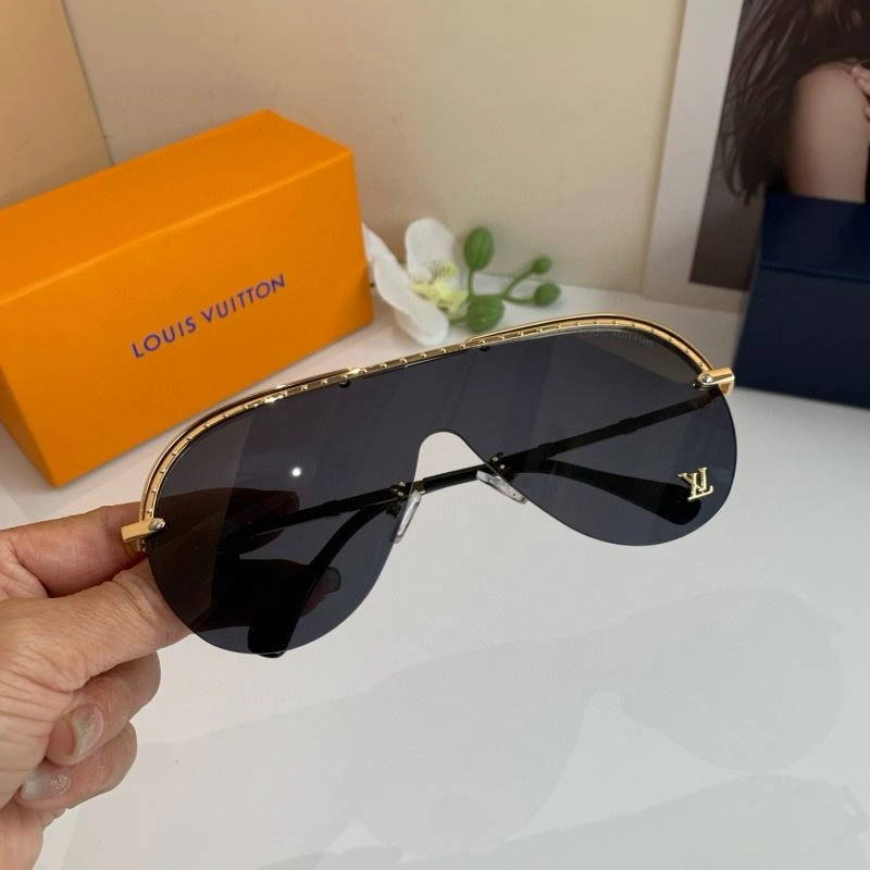 Mirror quality Louis Vuitton Sunglasses