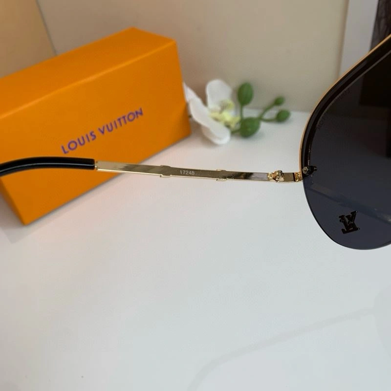 Mirror quality Louis Vuitton Sunglasses