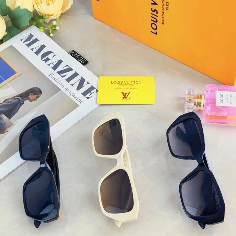Exact replica Louis Vuitton Sunglasses