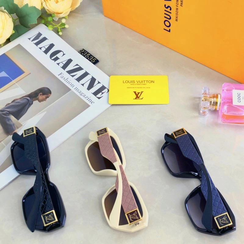 Exact replica Louis Vuitton Sunglasses