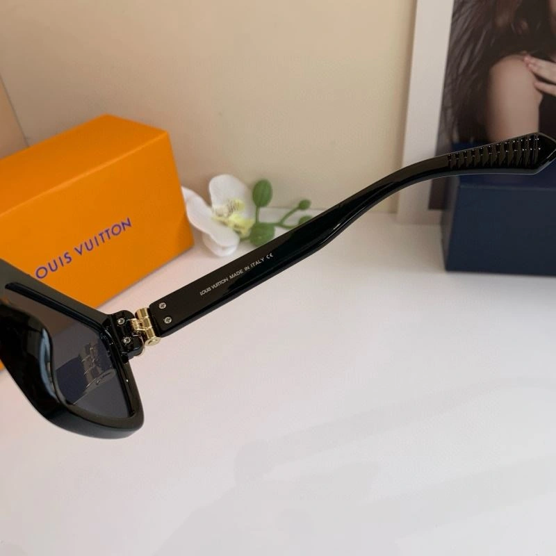 Authentic Louis Vuitton Sunglasses