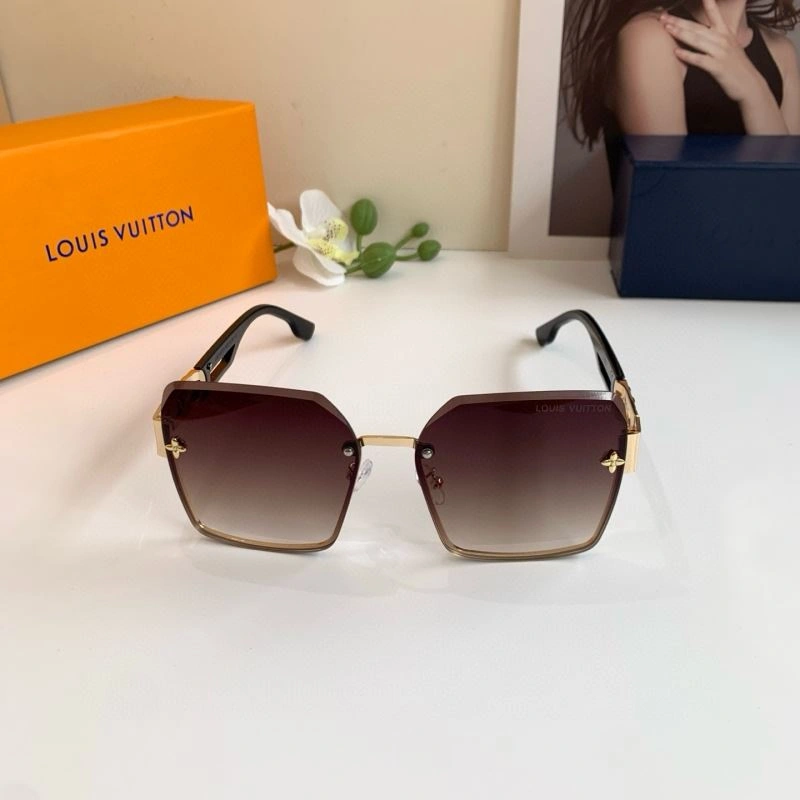 Precise copy Louis Vuitton Sunglasses