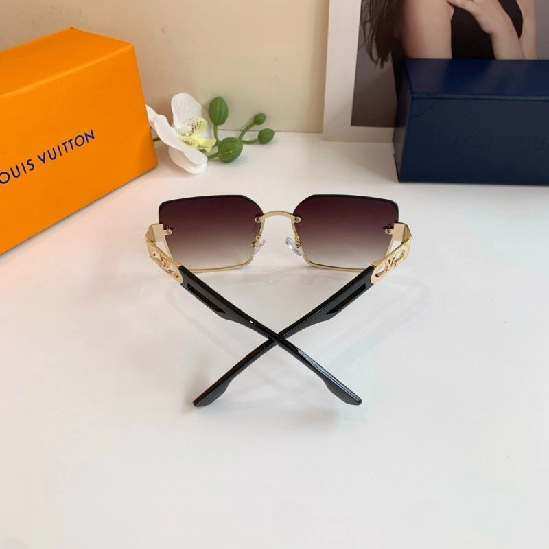 Precise copy Louis Vuitton Sunglasses